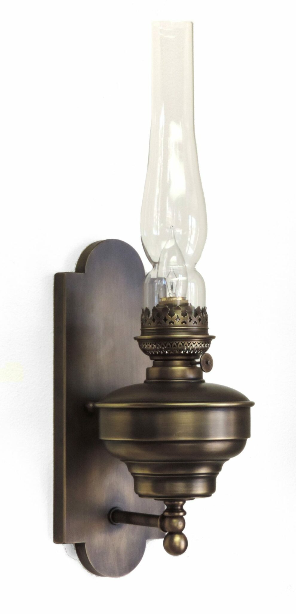 Western Style Lighting - The Source for Oil Lamps and Hurricane Lanterns